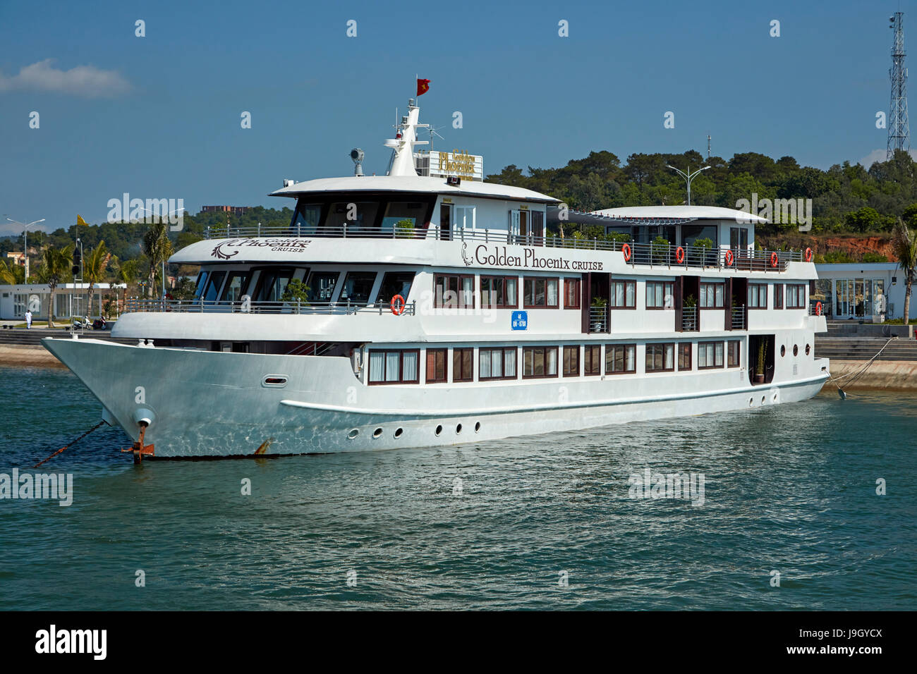 Halong phoenix boat hi-res stock photography and images - Alamy