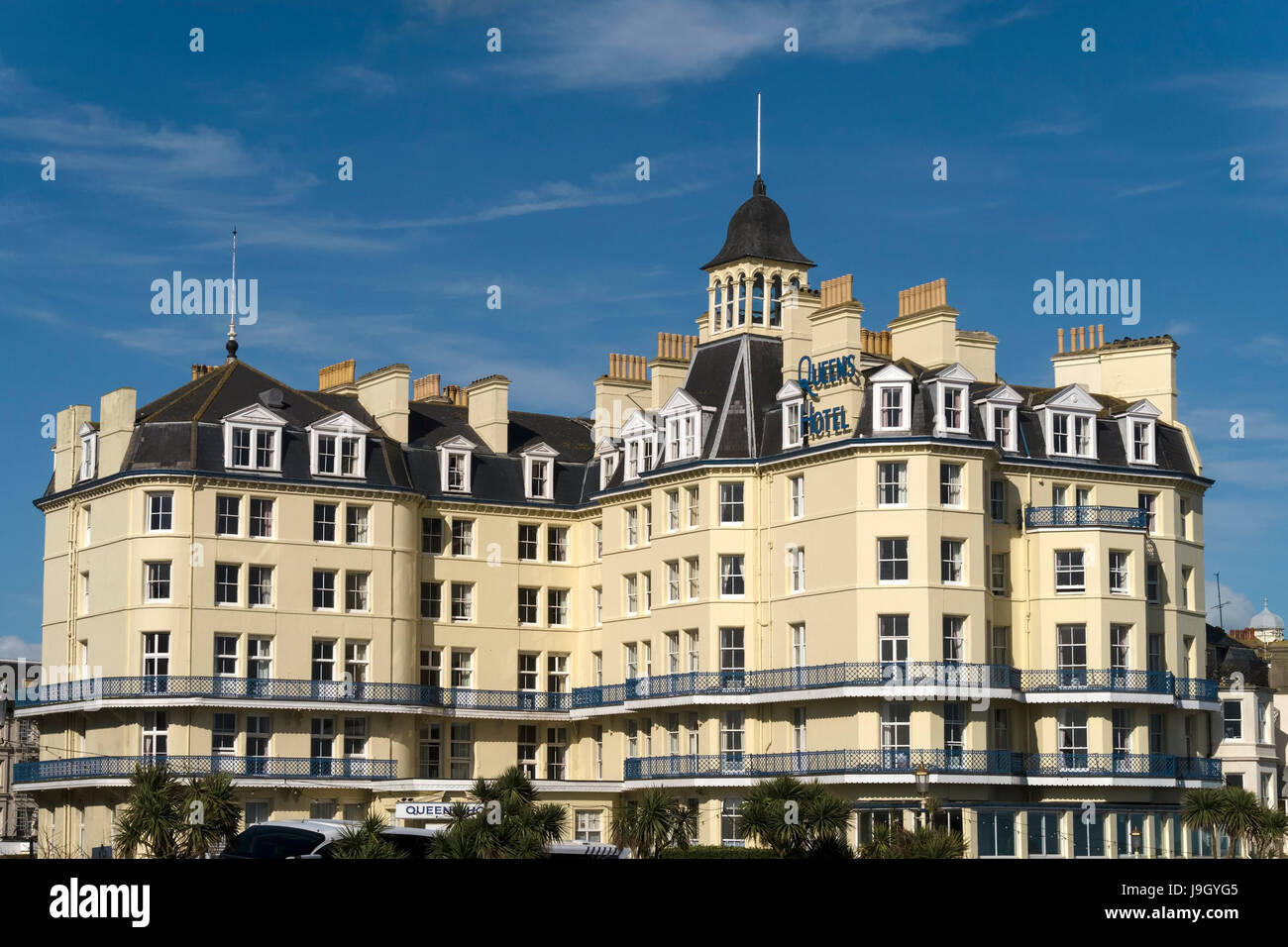 Victorian seafront building hi-res stock photography and images - Alamy