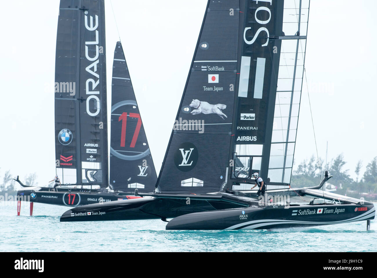 The Great Sound, Bermuda. 1st June, 2017. Groupama Team France round ...
