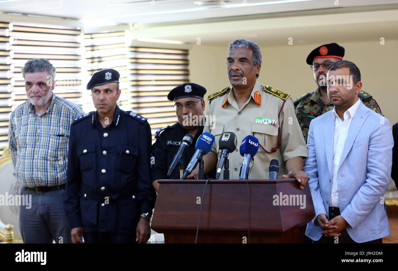 Tripoli, Libya. 1st June, 2017. Najmi Nakoo (2nd R), commander of the ...