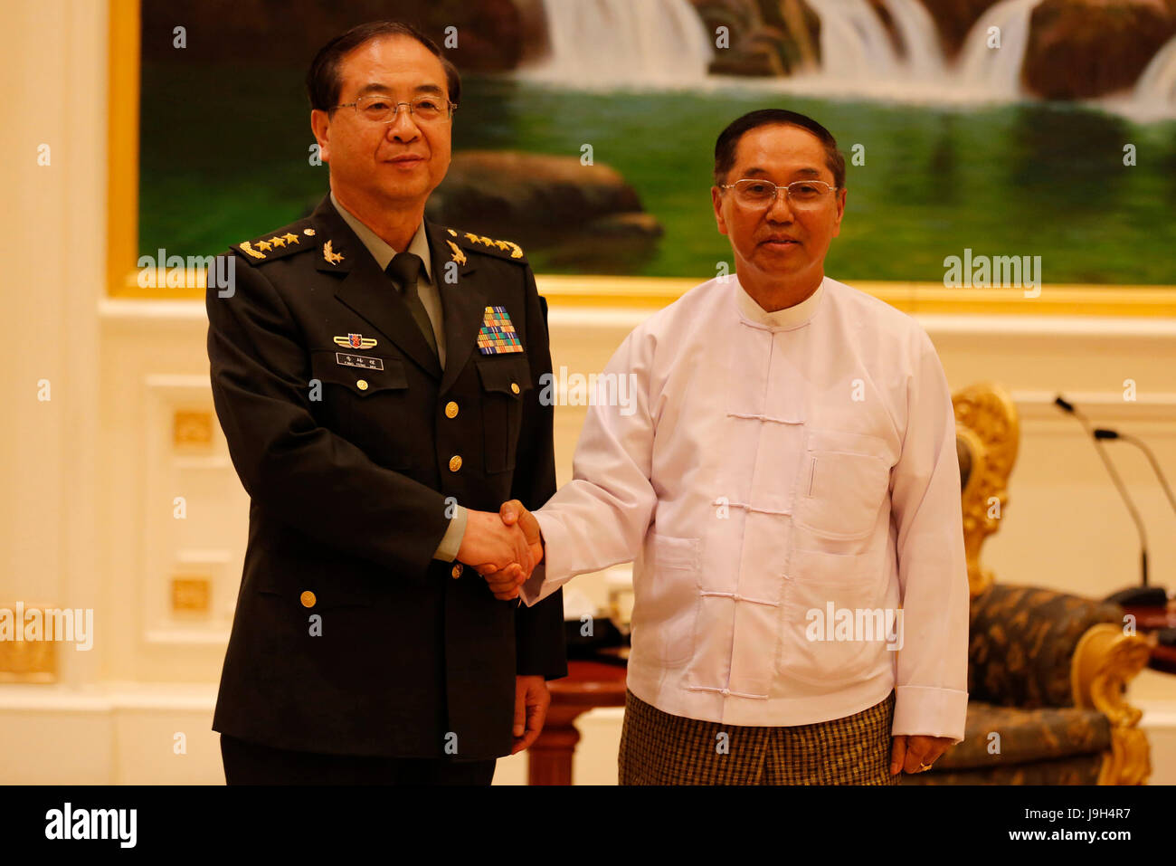 (170602) -- NAY PYI TAW, June 2, 2017 (Xinhua) -- Myanmar's Vice ...