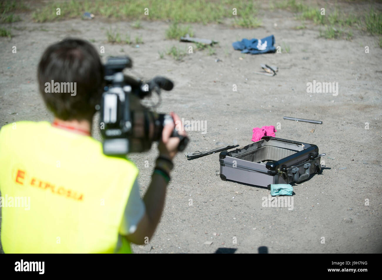 Explosia hi-res stock photography and images - Alamy