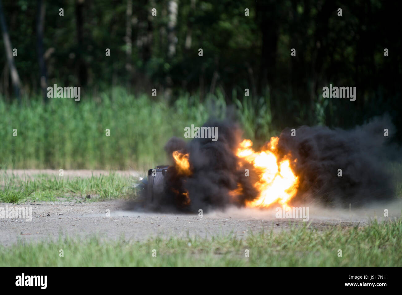 Plastic explosive hi-res stock photography and images - Alamy