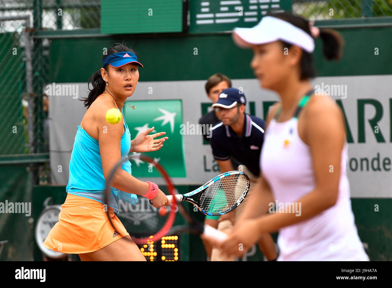 Paris. 2nd June, 2017. Duan Yingying (L)/Peng Shuai of China returns ...
