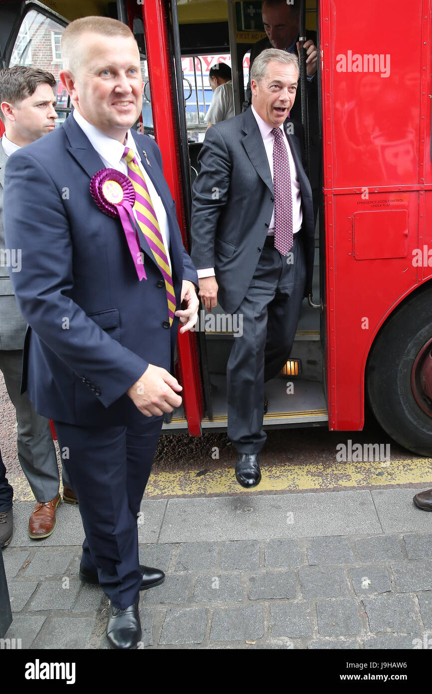 London, UK. 2nd June, 2017. Nigel Farage steps off the UKIP open bus ...