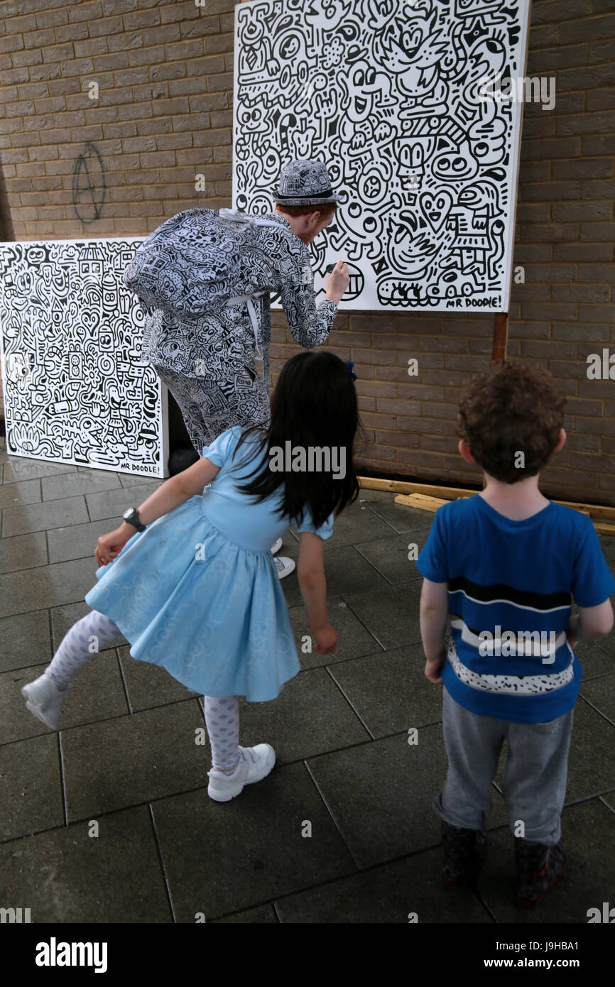 Random man in the crowd hi-res stock photography and images - Alamy