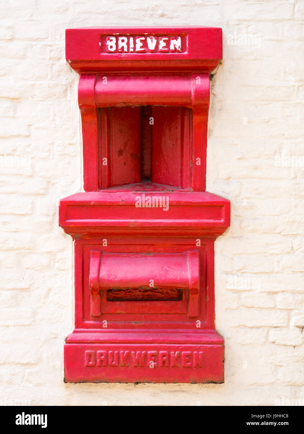 Brick letterbox hi-res stock photography and images - Alamy