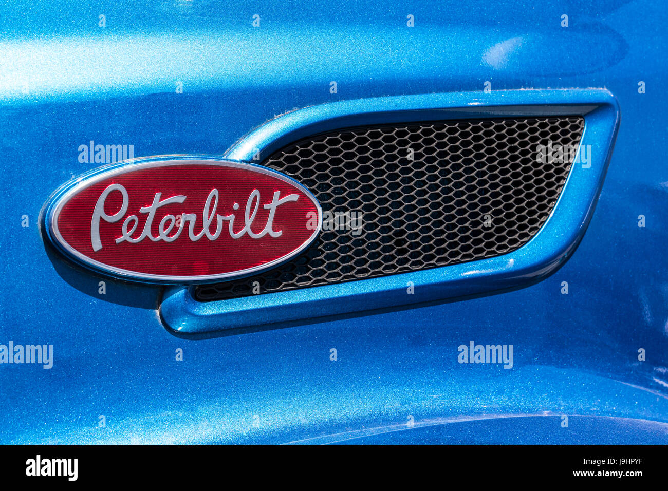 Indianapolis - Circa June 2017: Side badge of a Peterbuilt Big Rig Semi ...