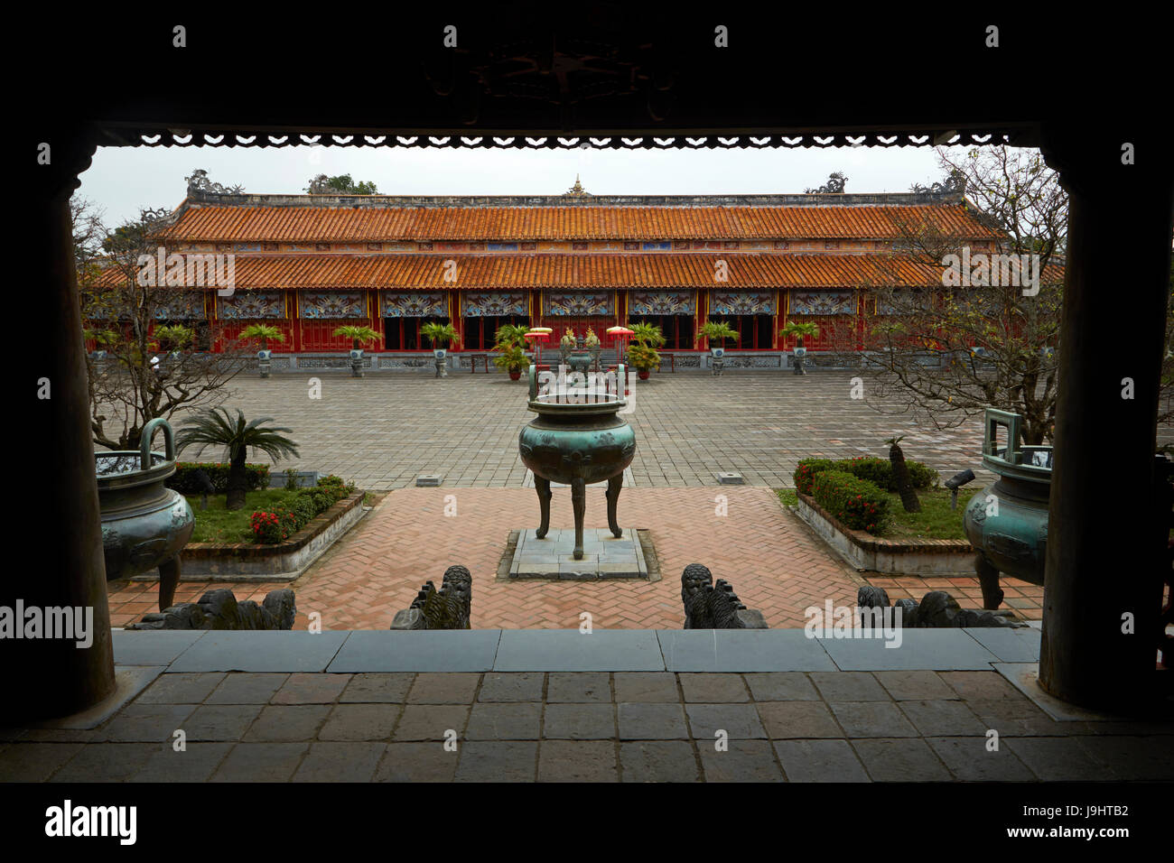 Thai to mieu temple complex hi-res stock photography and images - Alamy
