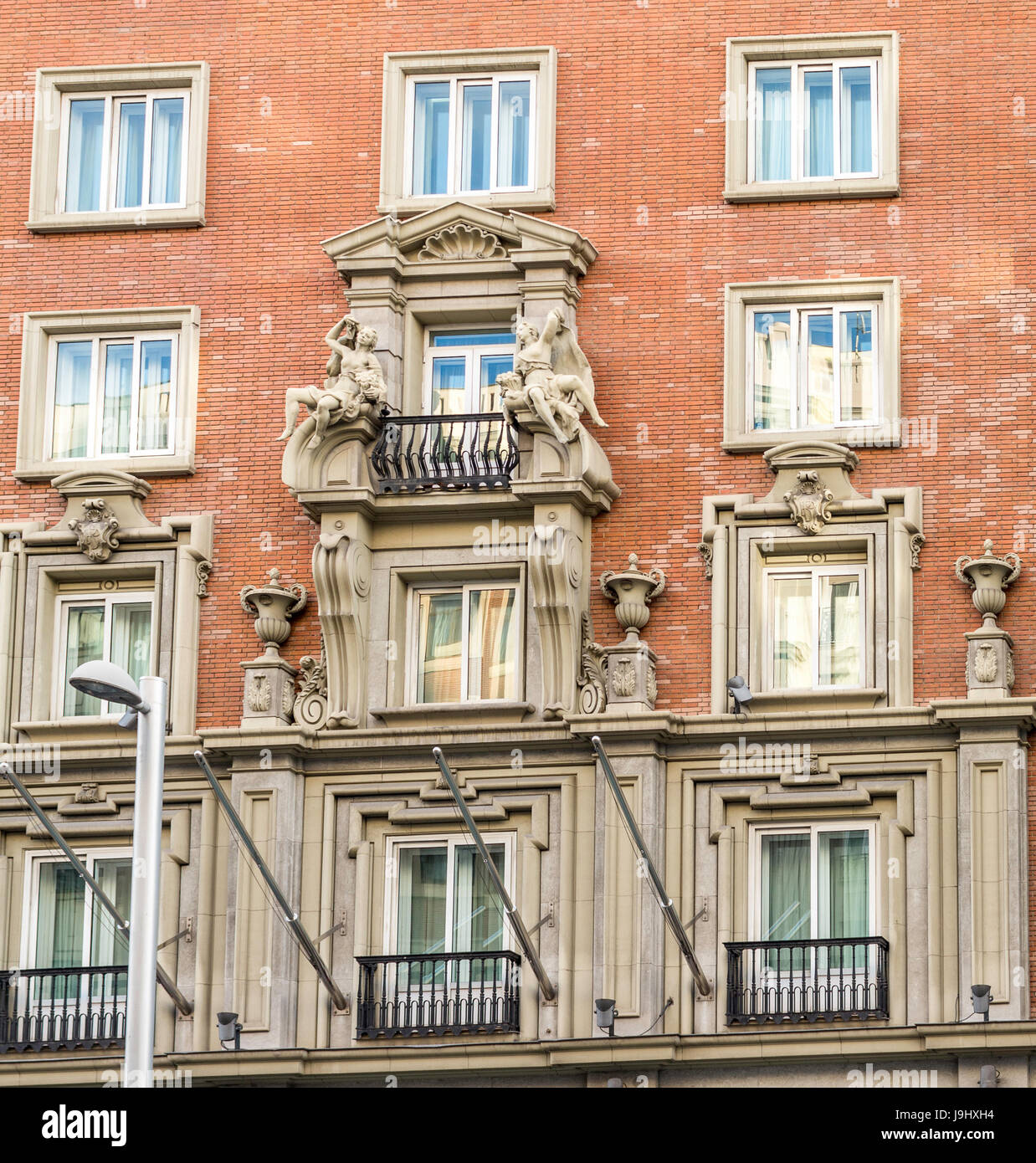 Madrid center city architecture is always gorgeous and well maintained ...