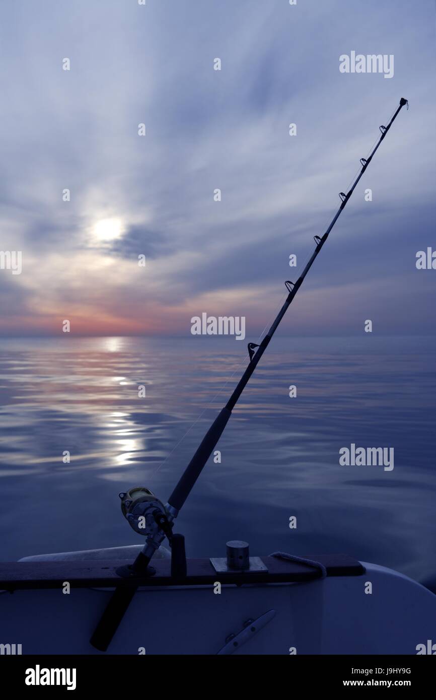 blue, beautiful, beauteously, nice, big, large, enormous, extreme ...