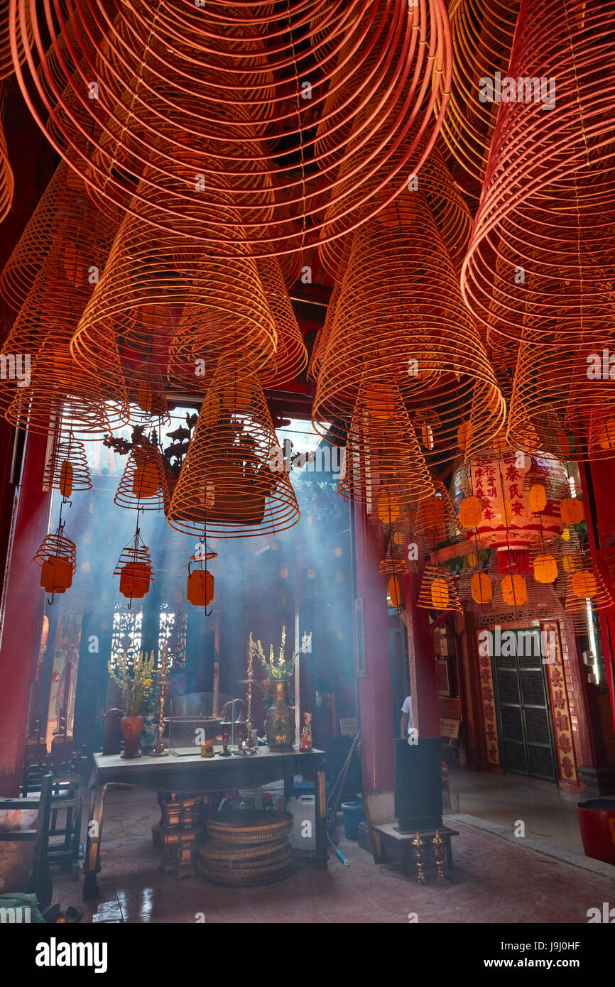 Vietnam pagoda hi-res stock photography and images - Alamy