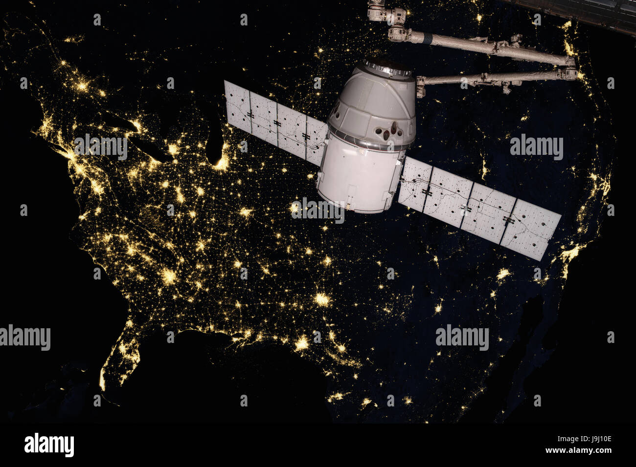 SpaceX Dragon orbiting the planet Earth Stock Photo - Alamy