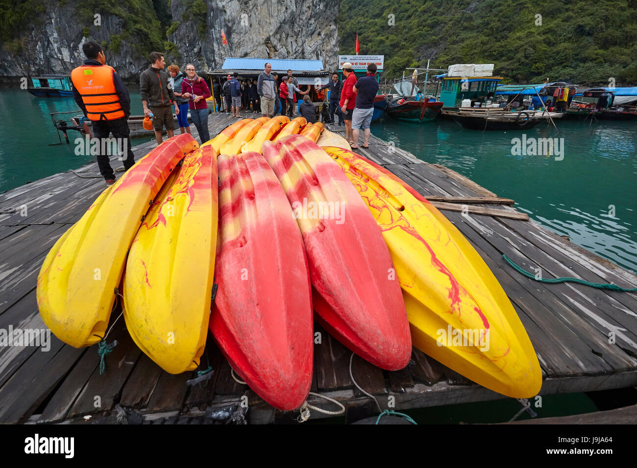 Kayak station, Ha Long Bay (UNESCO World Heritage Site ), Quang Ninh ...