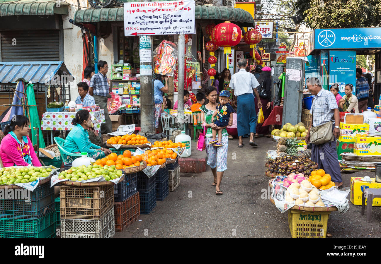 Myanmar, Yangon city, Market scene Stock Photo - Alamy