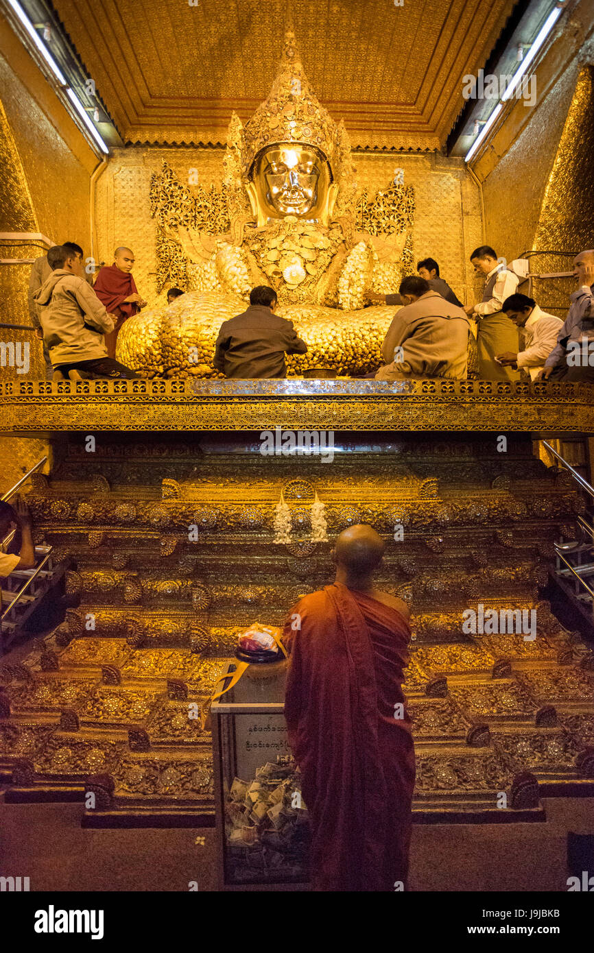 Myanmar, Mandalay City, Mahamuni Buddha Image at Mahamuni Paya Pagoda ...