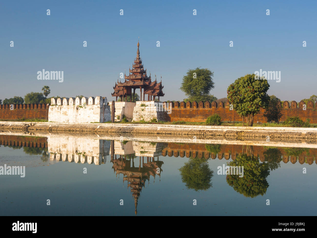 The mandalay city skyline mandalay myanmar hi-res stock photography and ...