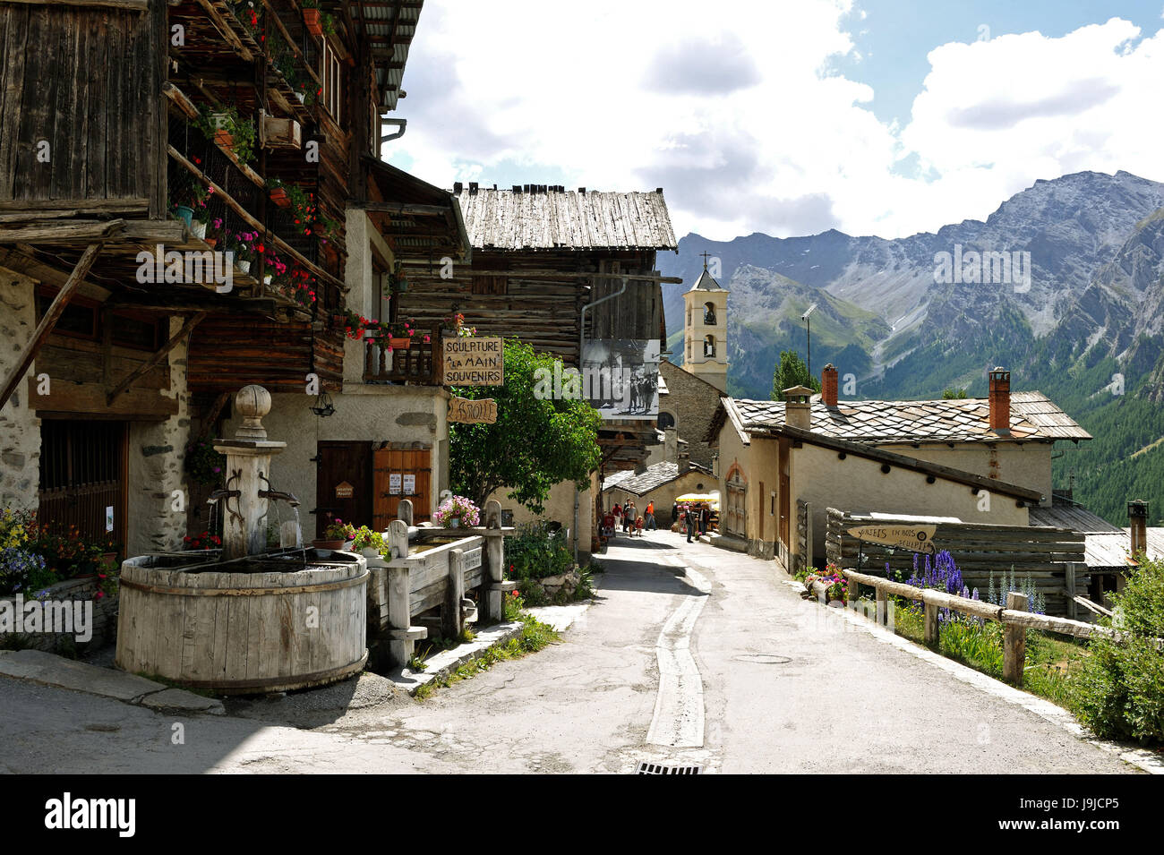 France, Hautes-Alpes, Parc Naturel Regional du Queyras, Saint-Veran ...