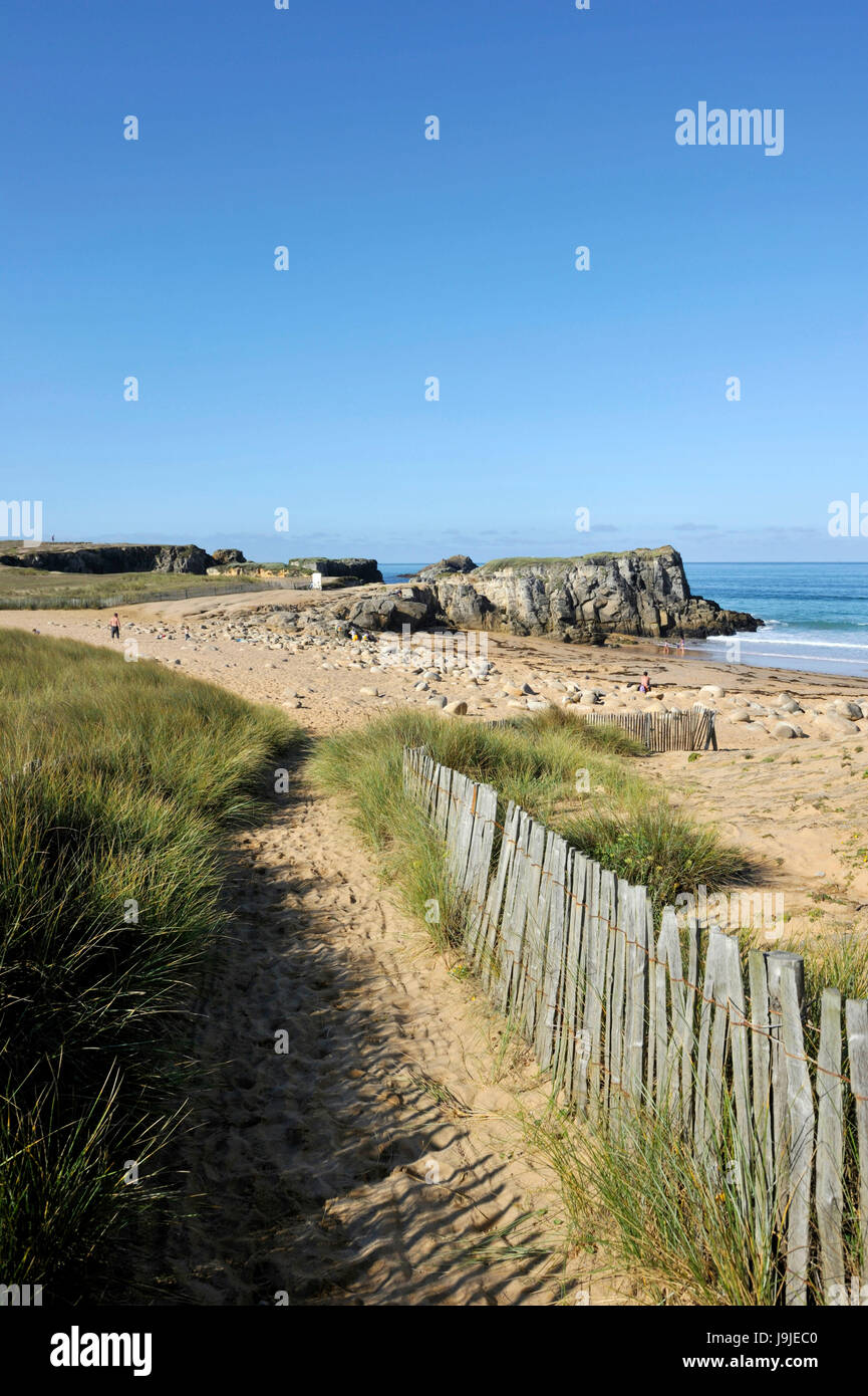 France, Morbihan, Cote sauvage (Wild Coast), Presqu' ile de Quiberon ...