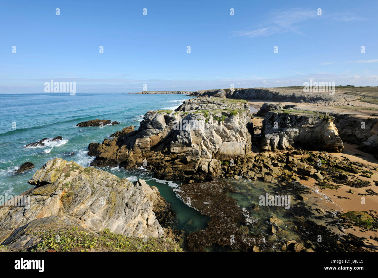 France, Morbihan, Cote sauvage (Wild Coast), Presqu' ile de Quiberon ...