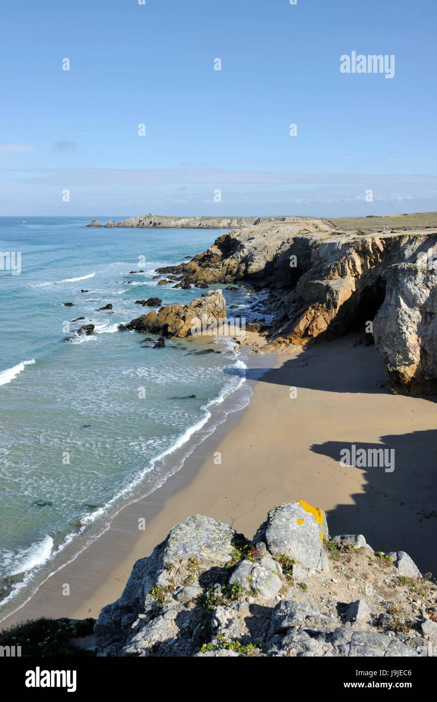 France, Morbihan, Cote sauvage (Wild Coast), Presqu' ile de Quiberon ...