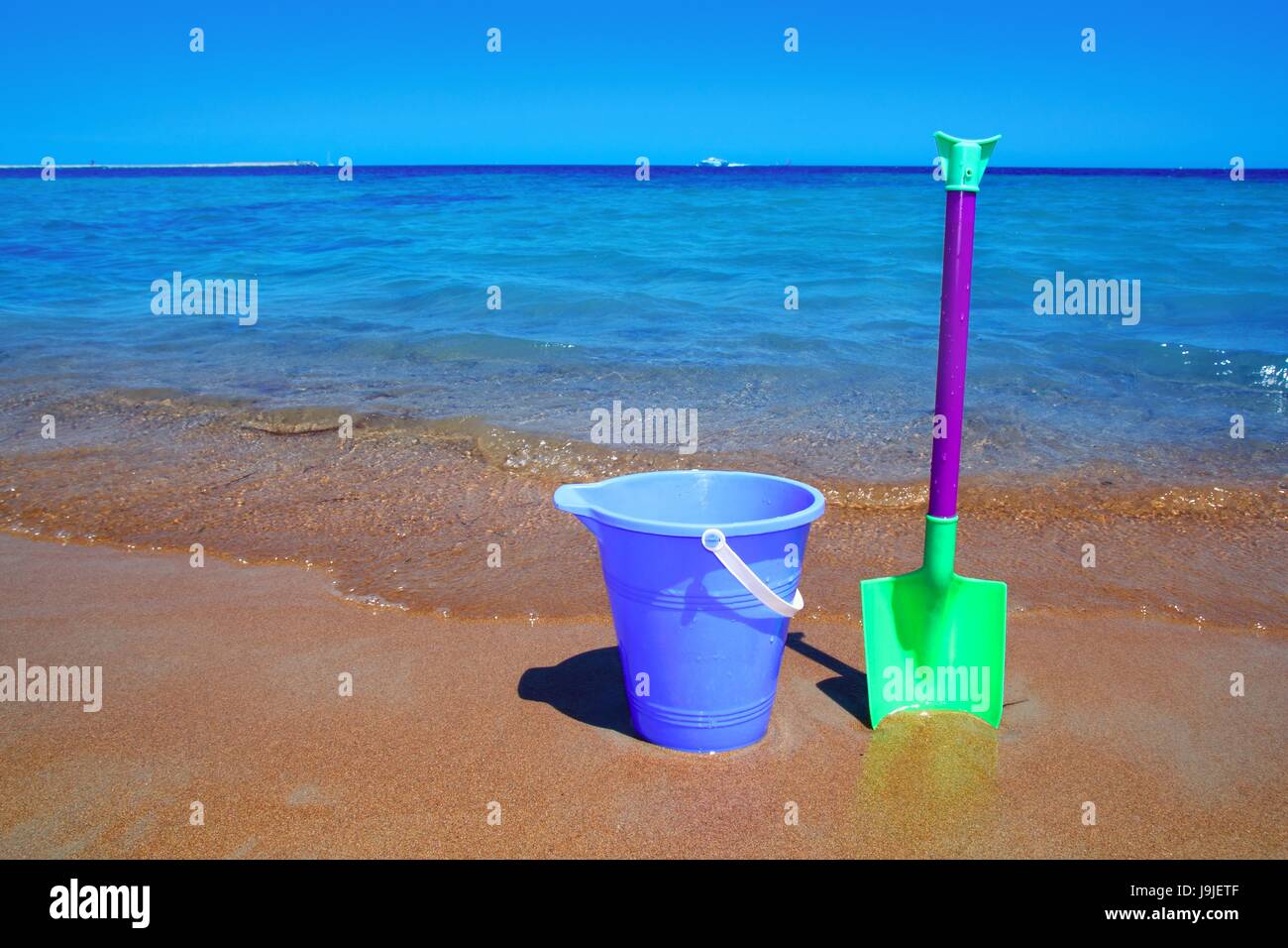 blue, object, travel, big, large, enormous, extreme, powerful, imposing ...