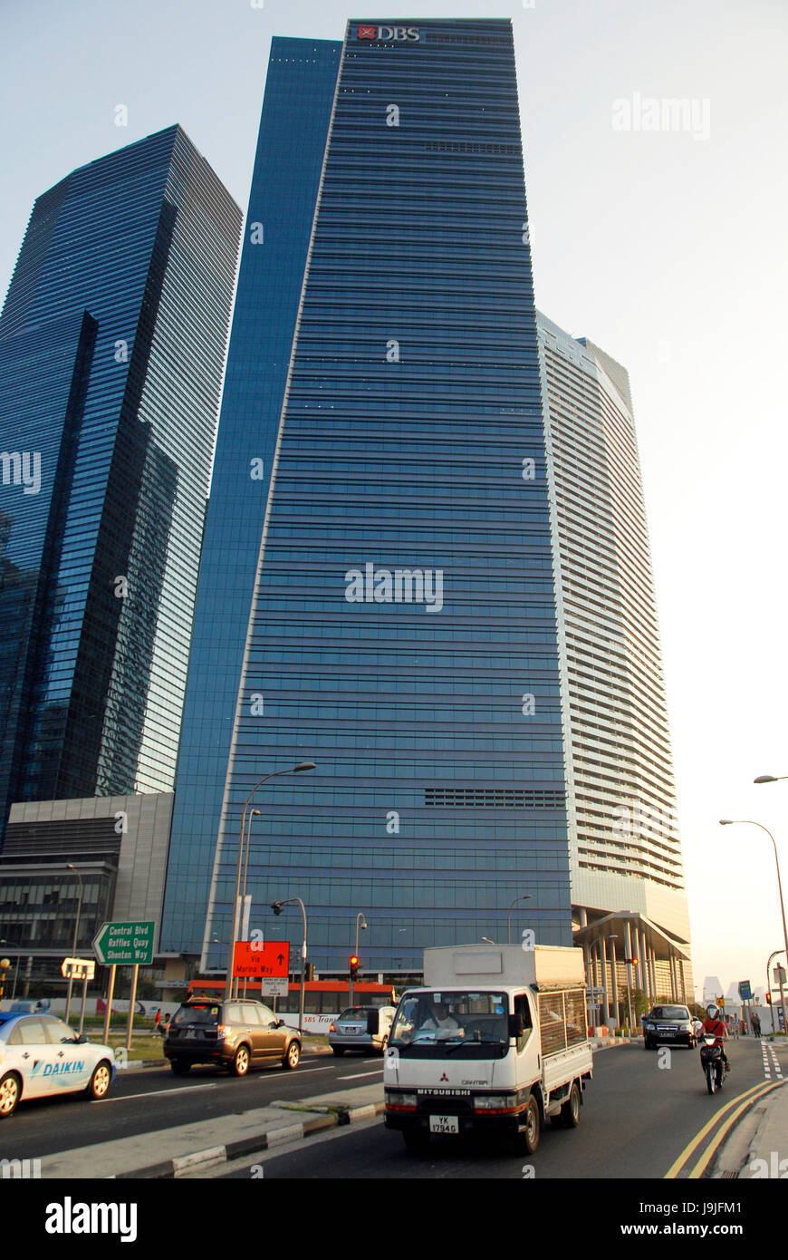 Singapore, business District, DBS building Stock Photo - Alamy