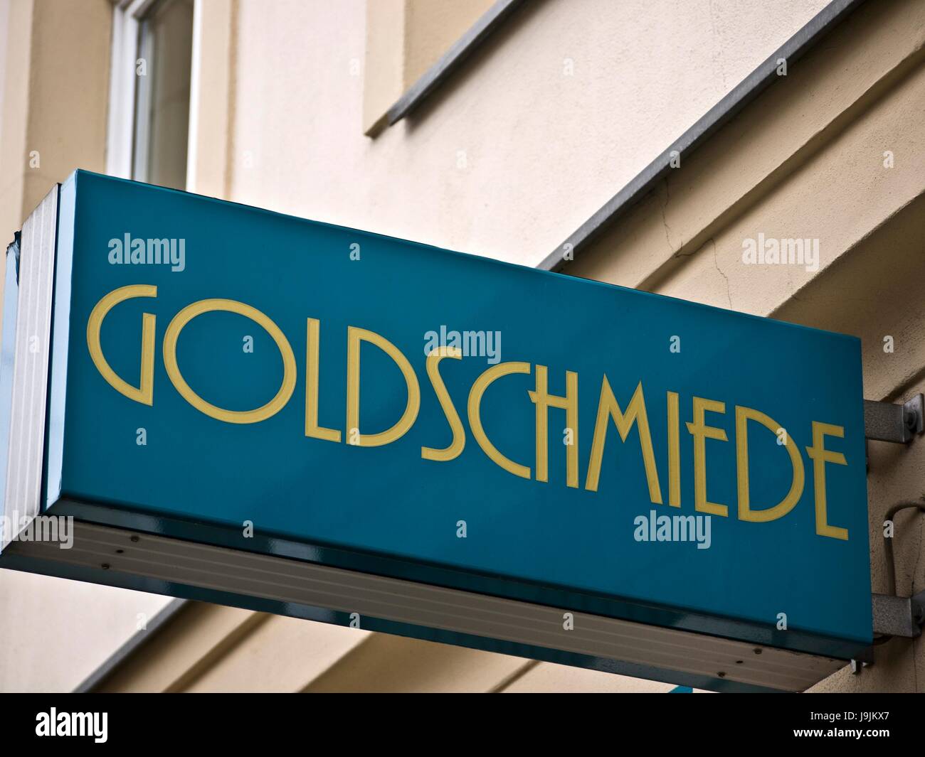 Goldsmiths shop sign hi-res stock photography and images - Alamy