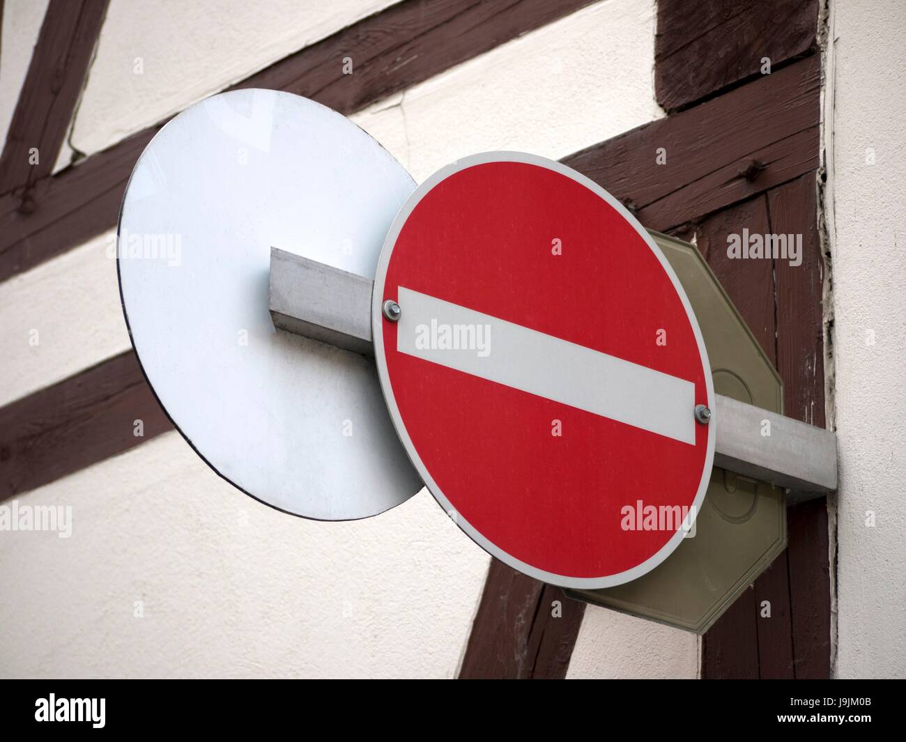 sign, signal, beam, blank, european, caucasian, circle, traffic sign ...