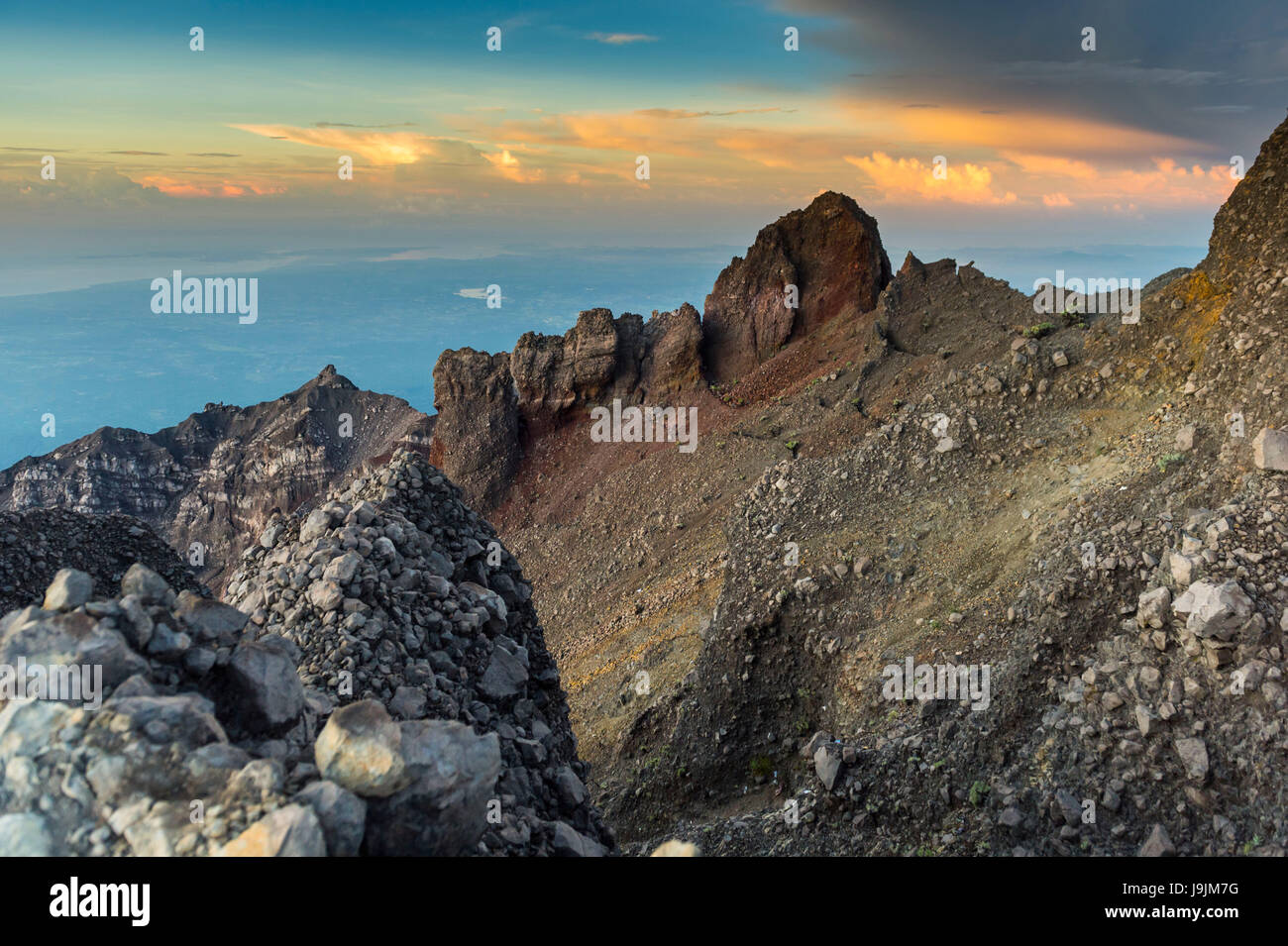 Scenery at Gunung Rinjani, the crater lake Stock Photo - Alamy