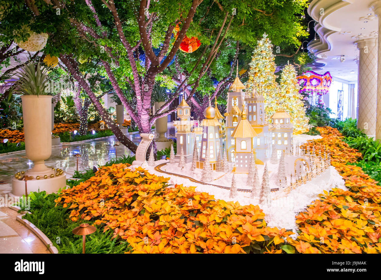 The interior of Wynn Hotel and casino in Las Vegas Stock Photo - Alamy