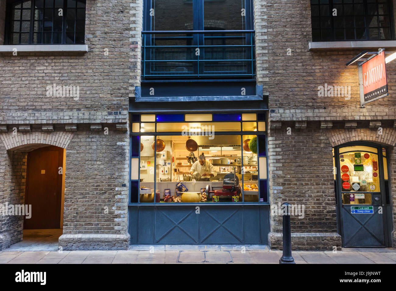 England, London, Southwark, Shad Thames, Restaurant Kitchen Stock Photo ...