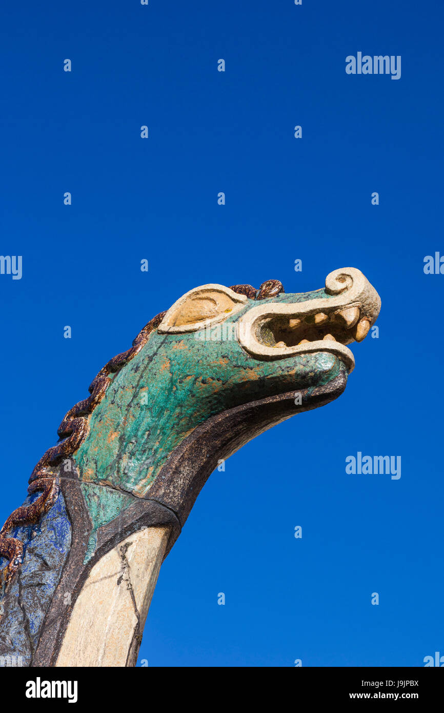 Viking dragon hi-res stock photography and images - Alamy