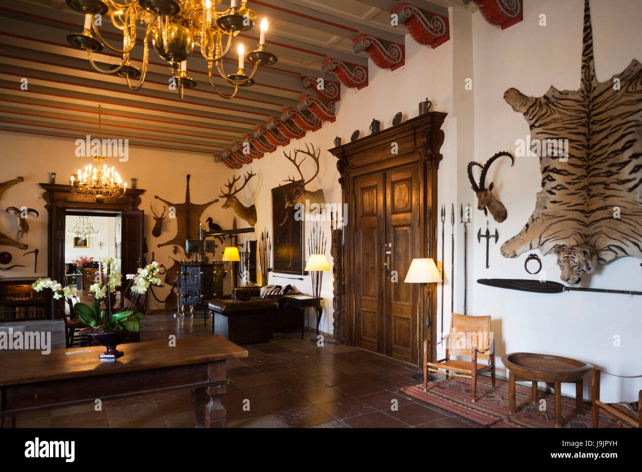 Denmark, Funen, Egeskov, Egeskov Castle, castle interior Stock Photo ...