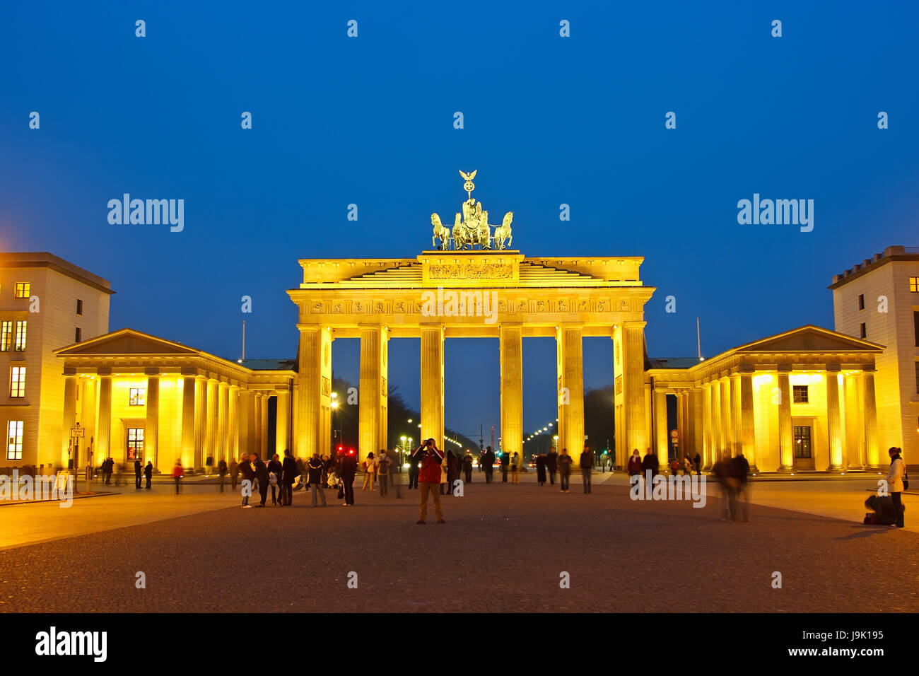 monument, memorial, culture, famous, horse, statue, night, nighttime ...
