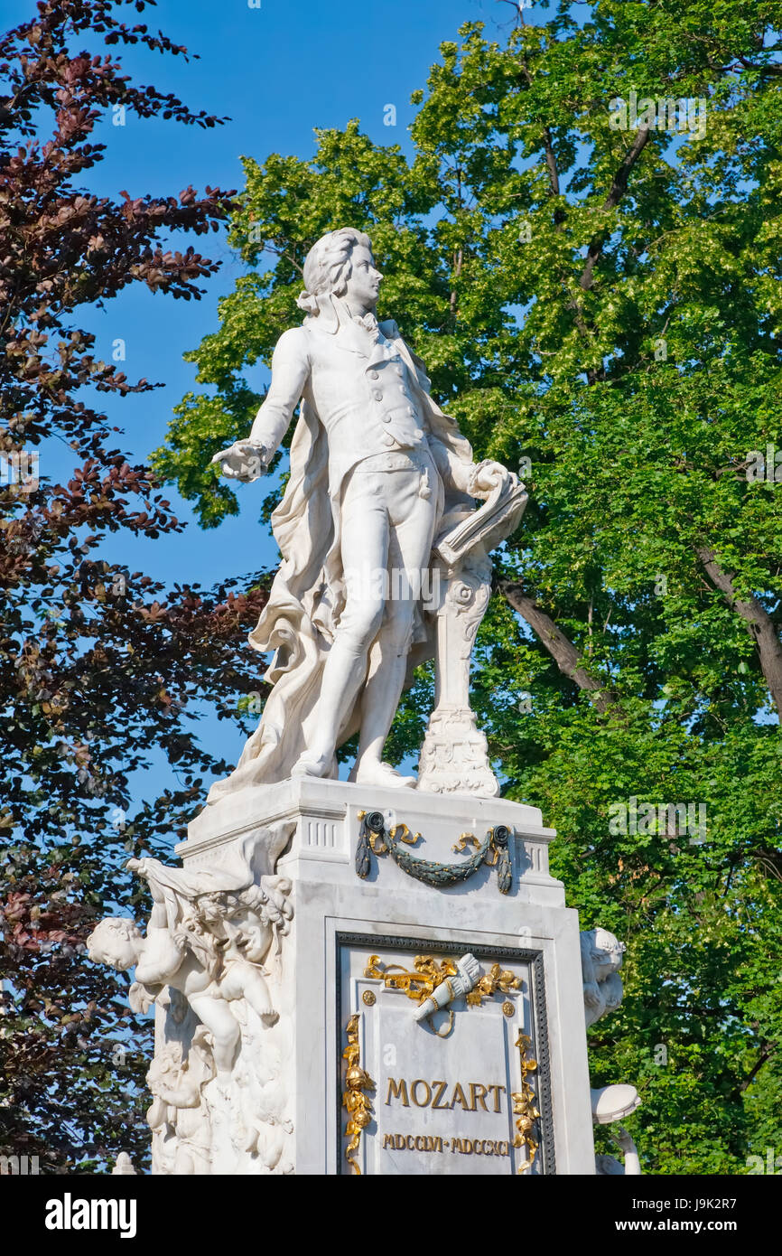 Historical musical culture hi-res stock photography and images - Alamy