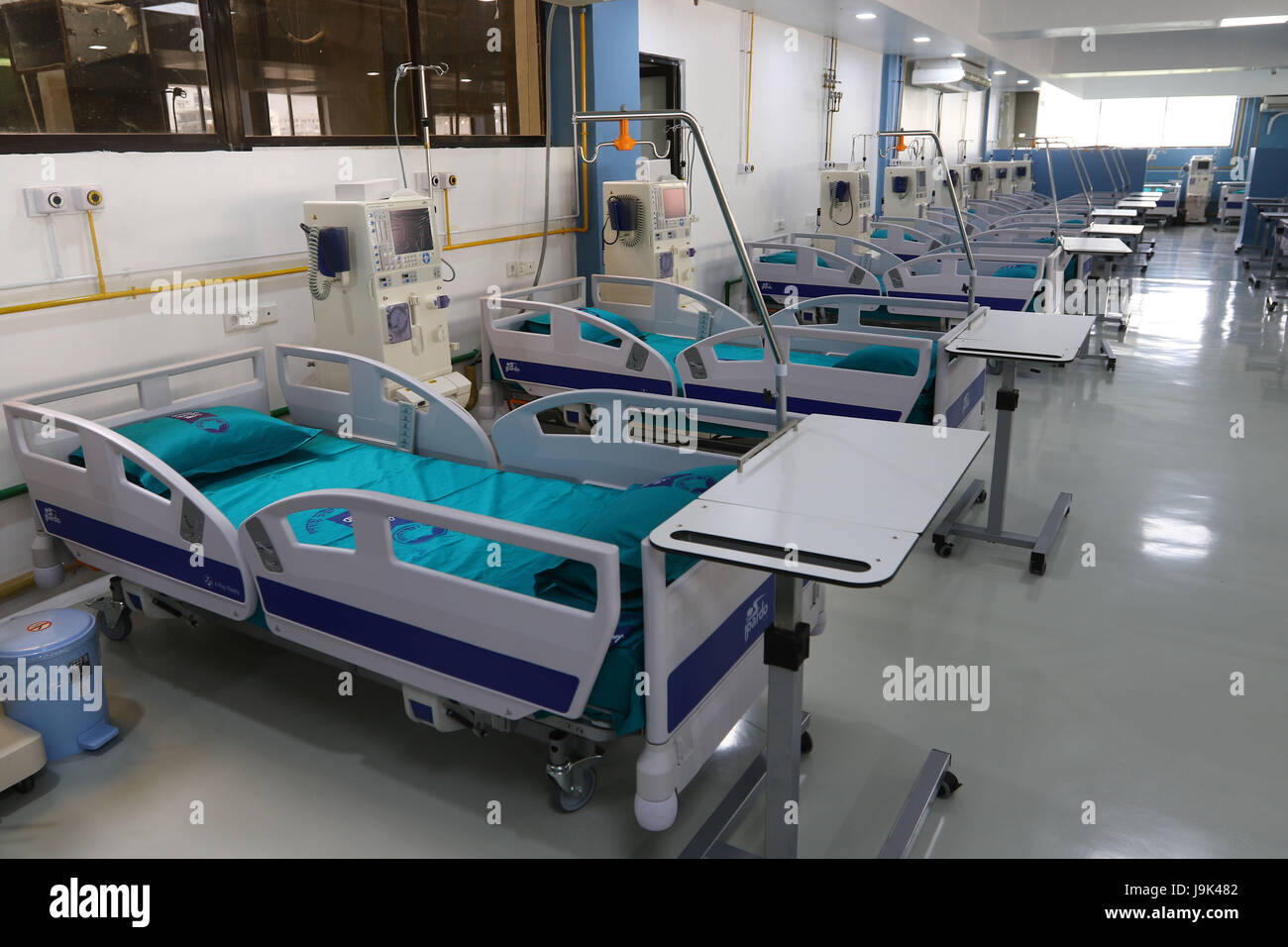 Kidney dialysis centre. Gonoshasthaya Dialysis Centre (GDC) in dhaka is ...