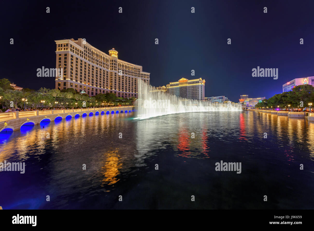 The fountains at Bellagio Hotel and Casino in Las Vegas, Nevada Stock ...