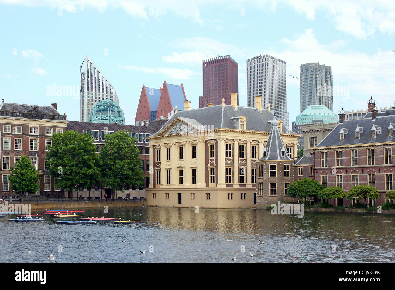 Den haag architecture hi-res stock photography and images - Alamy