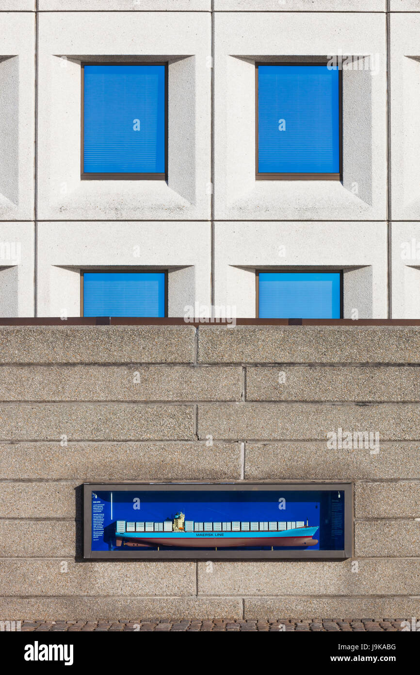 Kobenhavn ship hi-res stock photography and images - Alamy