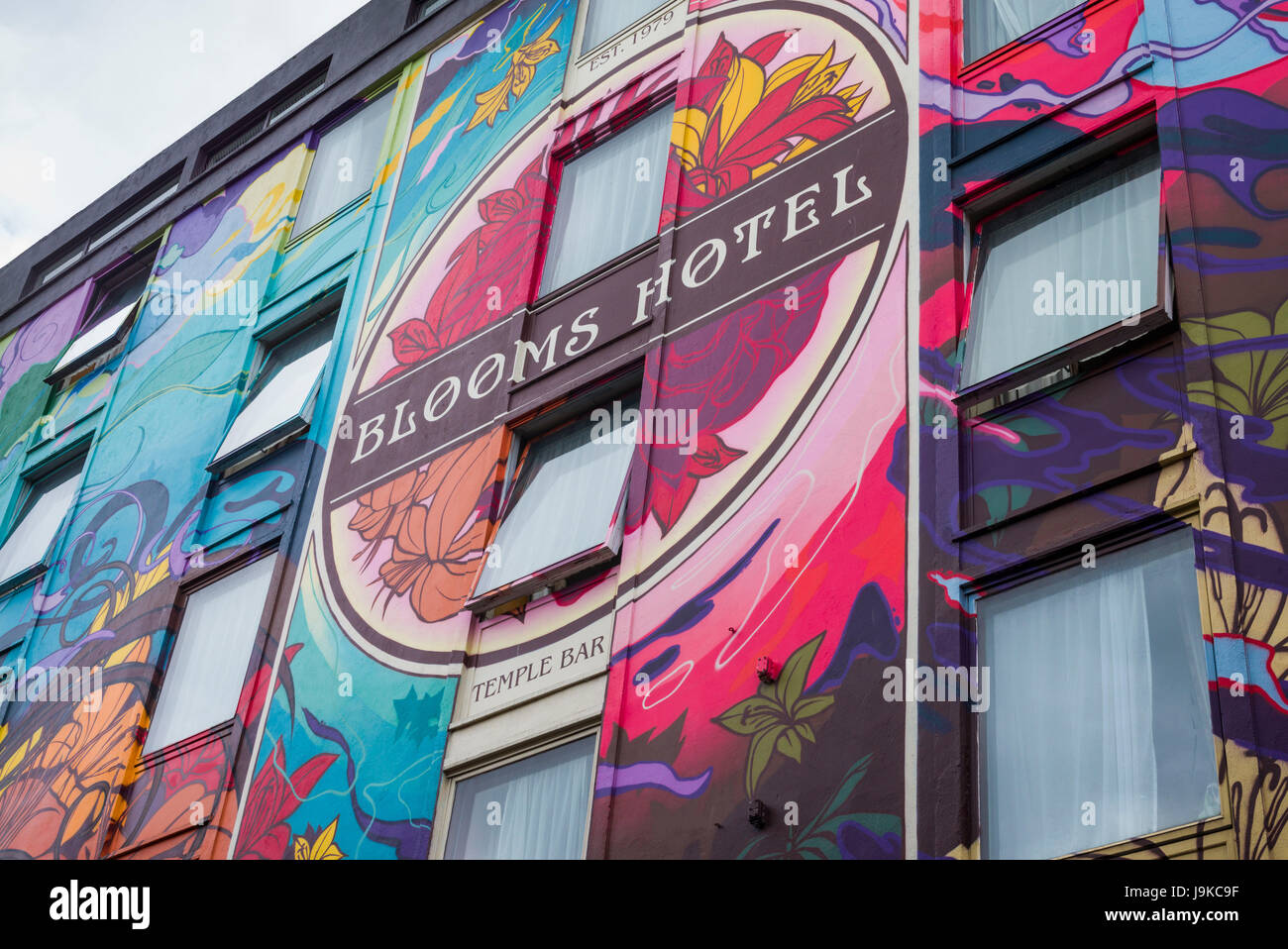 Blooms hotel dublin hi-res stock photography and images - Alamy
