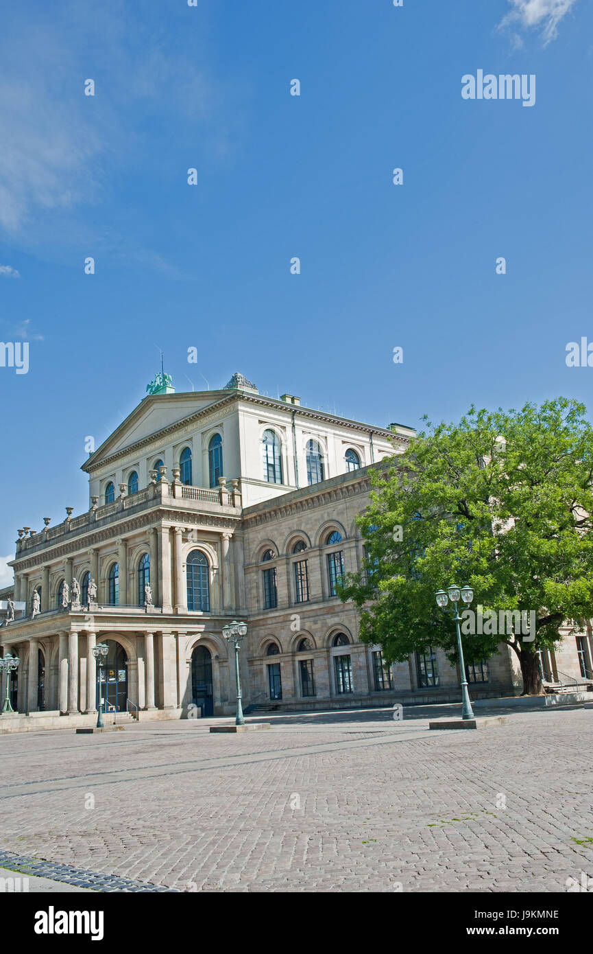 Hanover state opera house hi-res stock photography and images - Alamy
