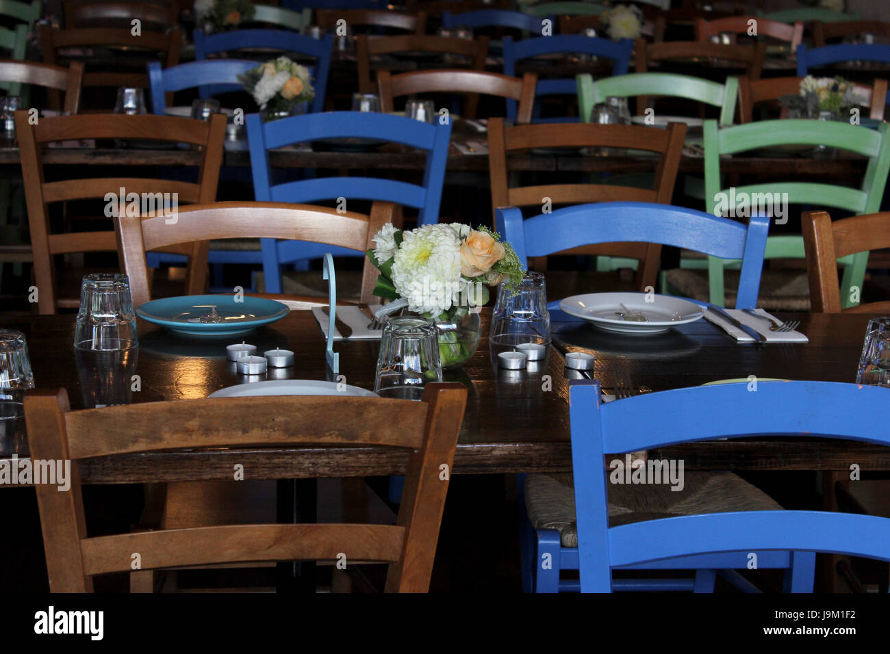 Table setup for an event Stock Photo - Alamy
