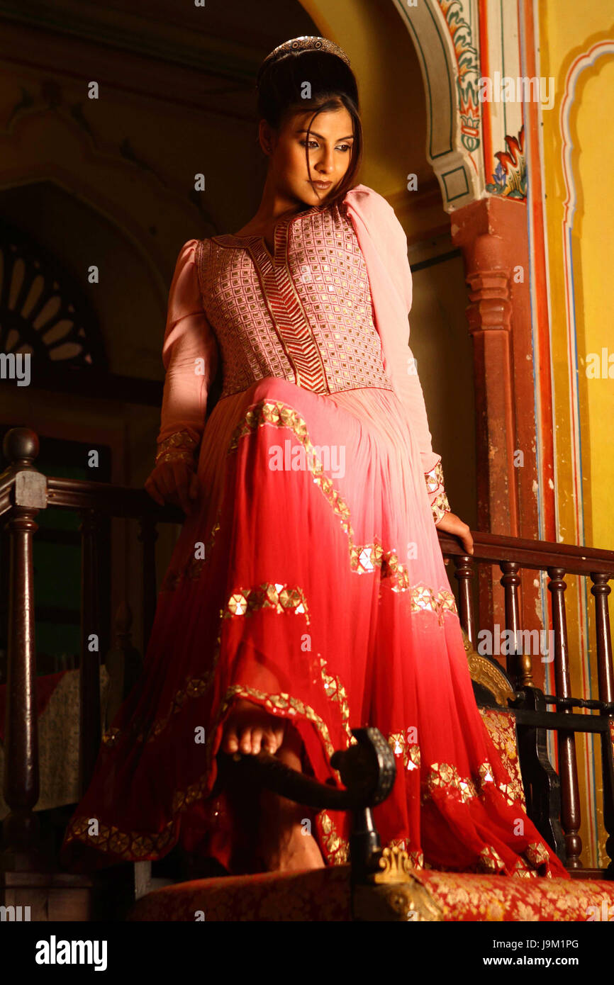 Indian female model pose hi-res stock photography and images - Alamy