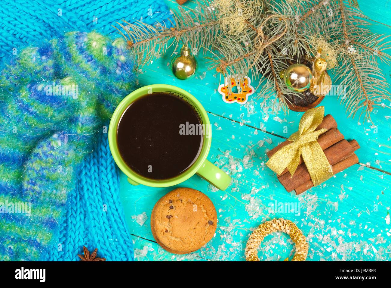 Winter holiday hot drink. Background Stock Photo - Alamy