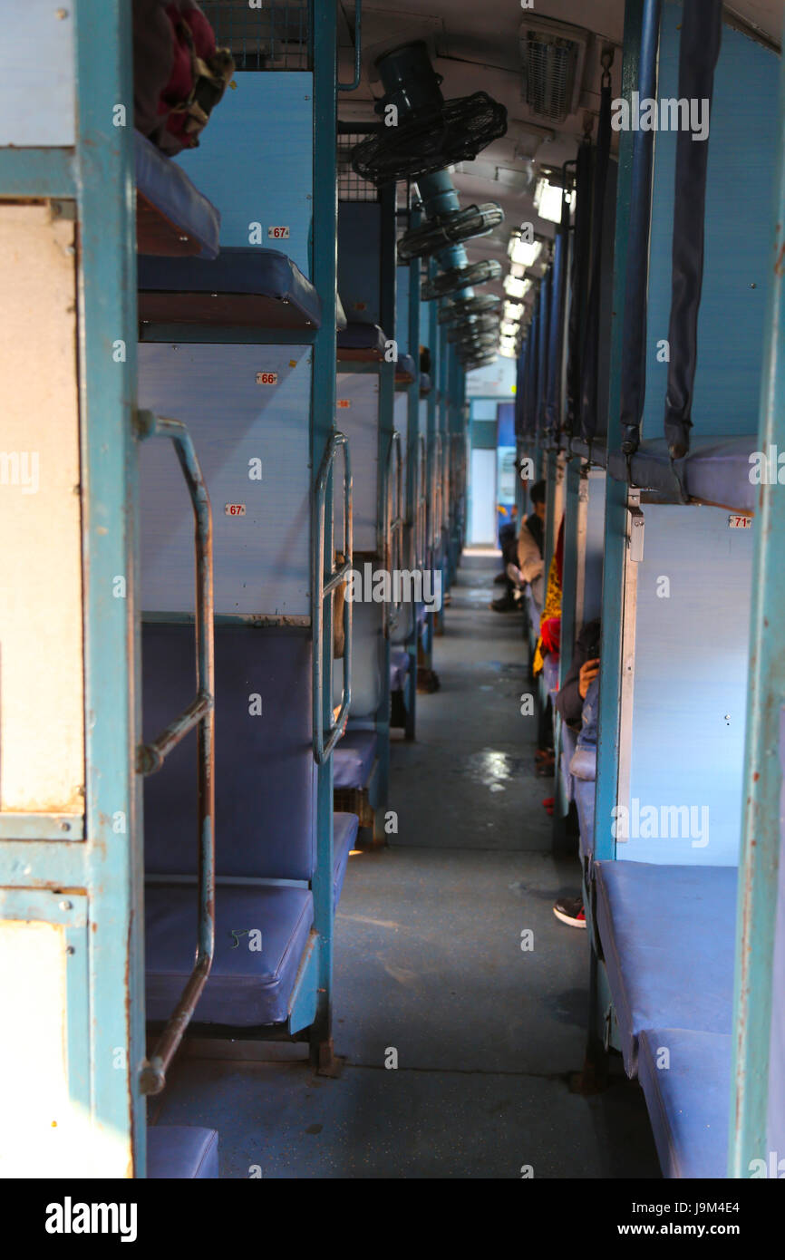 India sleeper class train hi-res stock photography and images - Alamy
