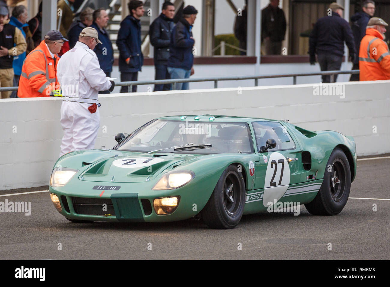 1965 Ford GT40 of drivers Gans and Wolfe on the grid for the Alan Mann ...