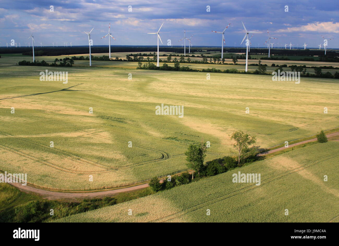 Wind power generation kites hi-res stock photography and images - Alamy