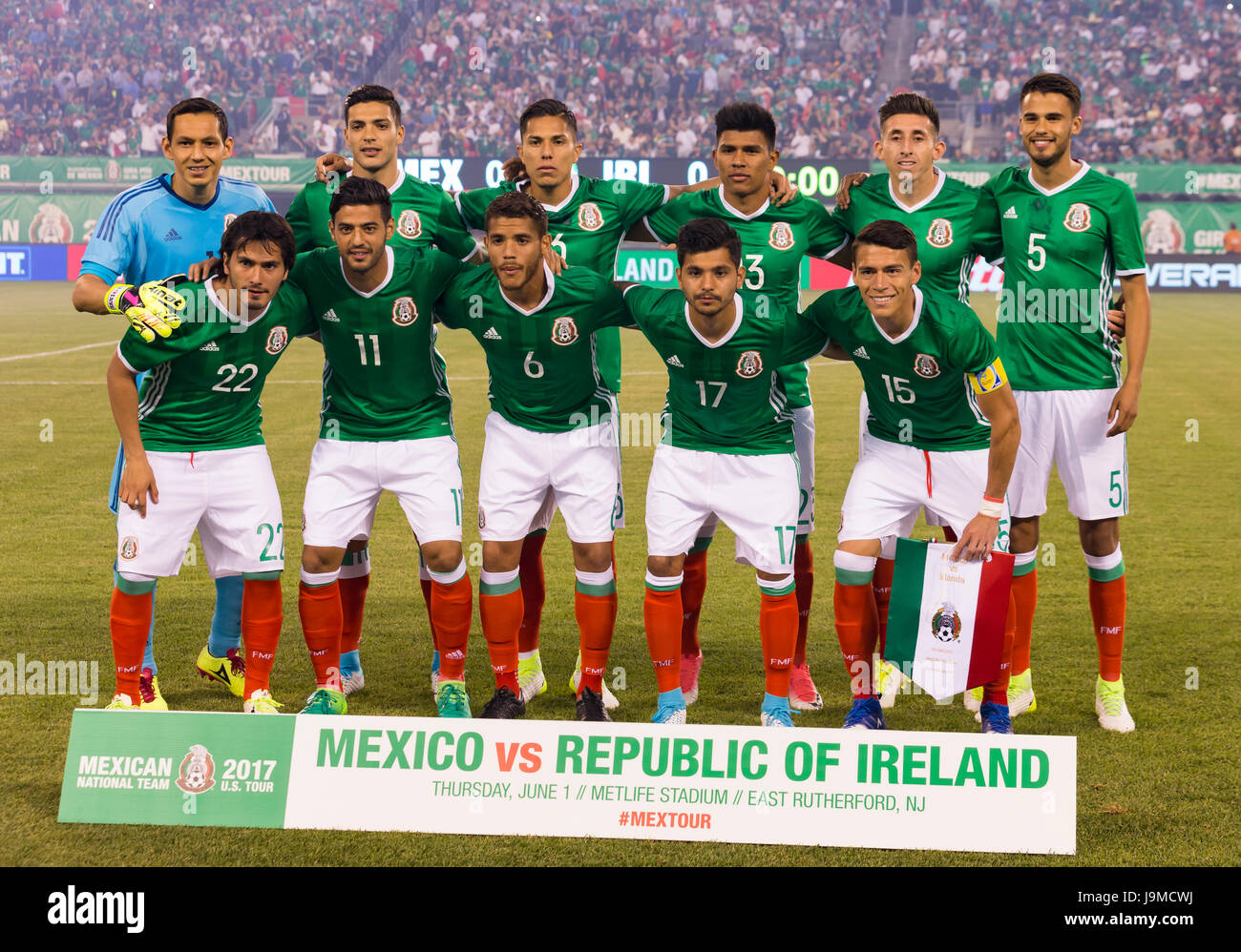 Natinal team of Mexico poses before friendly game against Republic of ...
