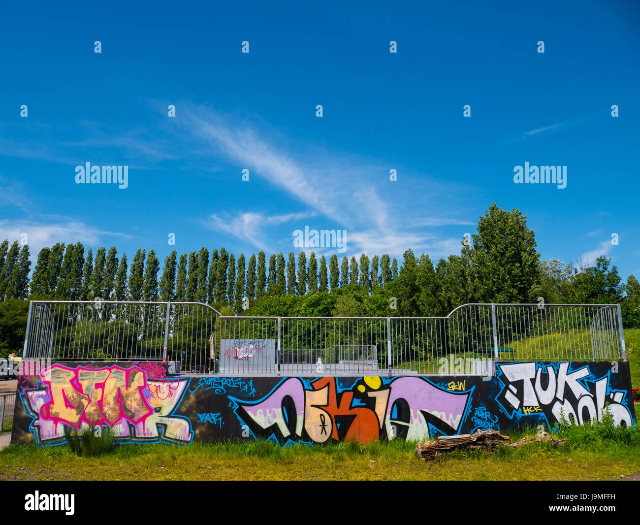 Skateboard Ramp, Hills Meadow, Caversham, Reading, Berkshire, England ...